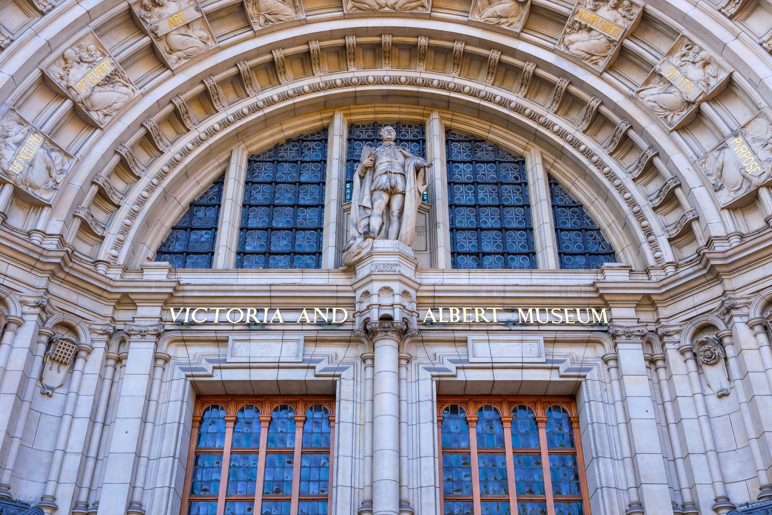 Victoria and Albert Museum i London - Storbyferie.com