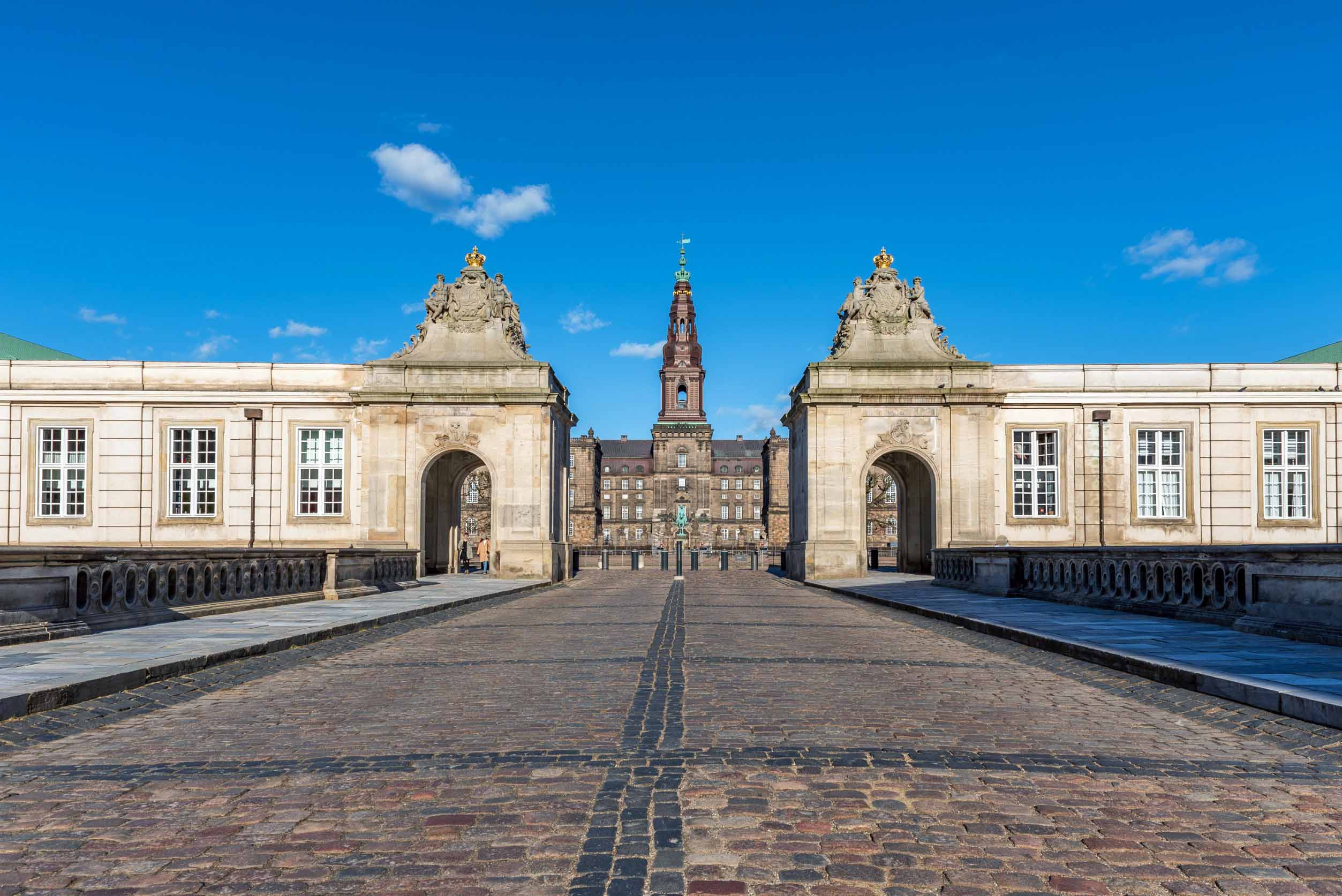 Christiansborg Slott i København - Storbyferie.com