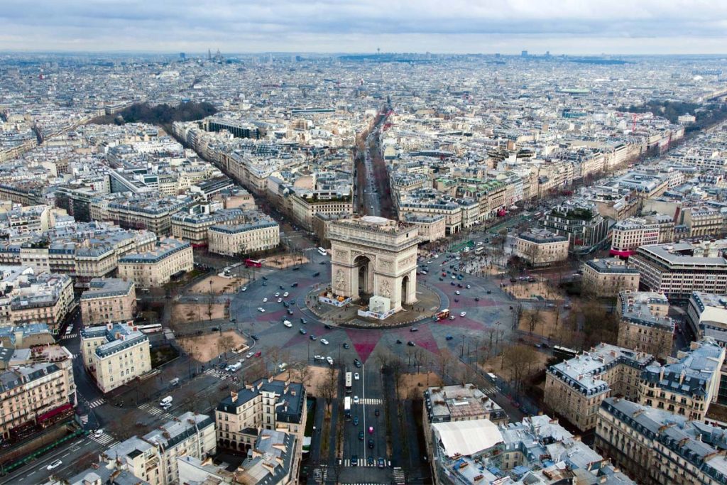 Triumfbuen i Paris - Storbyferie.com