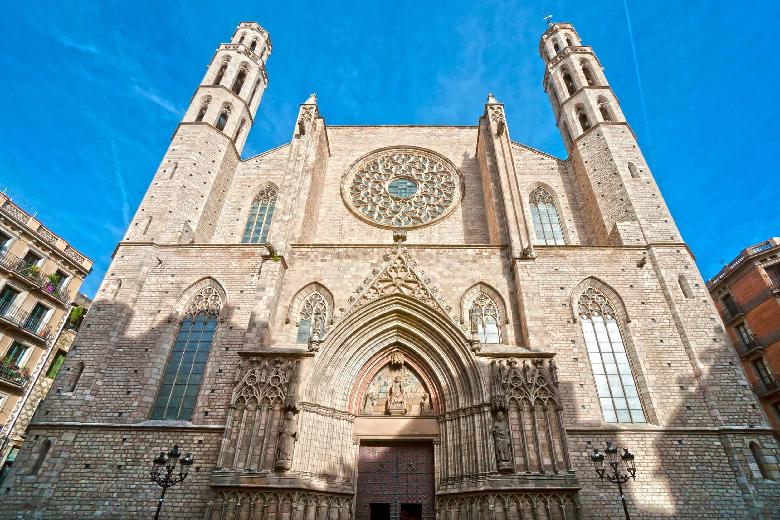 Santa Maria del Mar i Barcelona - Storbyferie.com